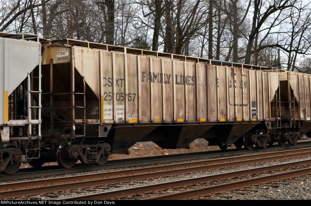 CSX Hopper 250557 on K534-22